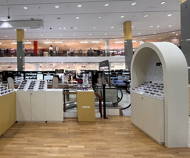 Our Stores - IZIPIZI